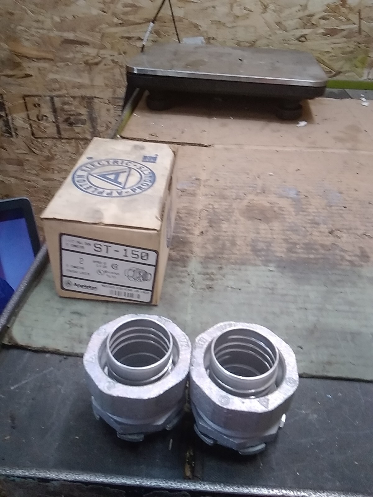 Appleton ST150 Straight 1-1/2" Connector Lot of 2 | eBay