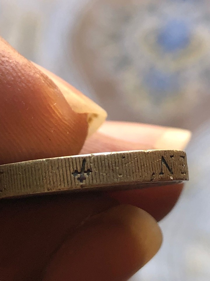 1983 One Pound coin error upside down rim Queen Elizabeth II rare | eBay