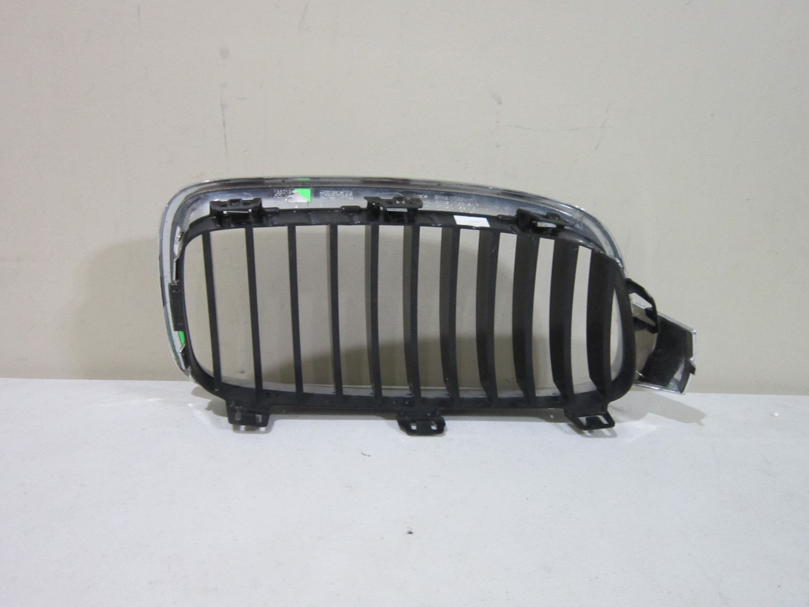 BMW 3 SERIES 12-14 FRONT LEFT KIDNEY GRILLE W/CHROME TRIM RING OEM ...