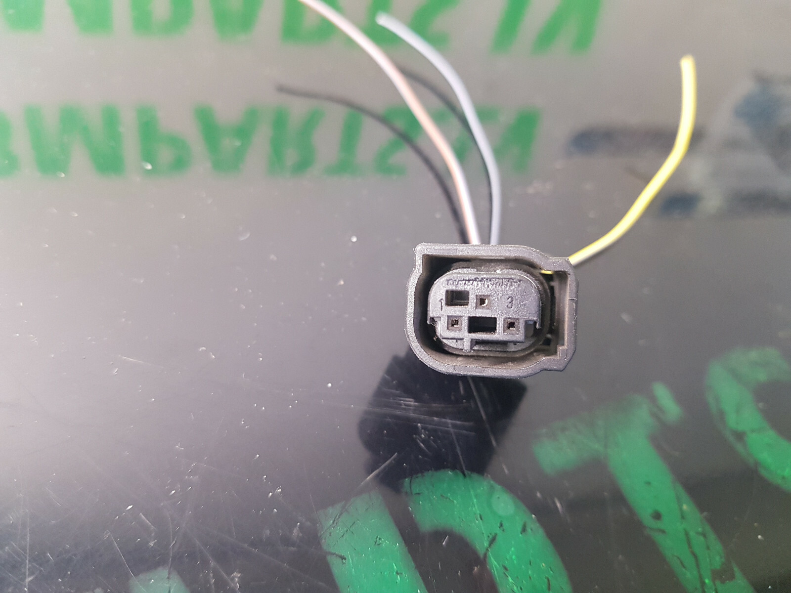 USED GENUINE BMW 3 POL SOCKET FOR PDC SENSORS E61 E65 (BLACK INSIDE) | eBay