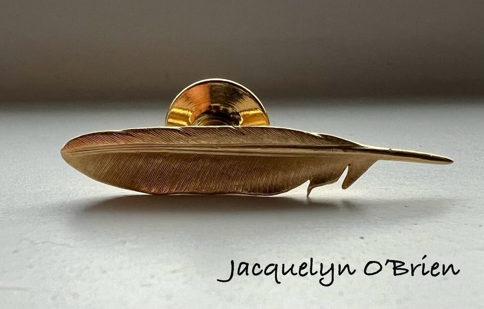 Retired RARE James Avery 14K Gold Feather Tack Pin - Gem