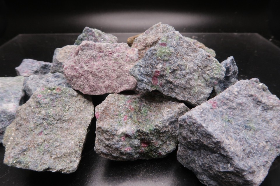 Natural Rough Chamki Ruby- 1000 CARAT Lots-Nice Color-Ruby Inclusions ...