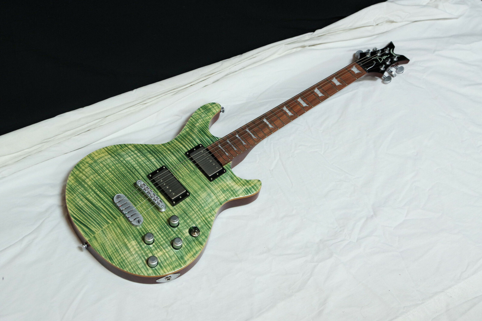 DEAN Icon Flame Top electric GUITAR new Faded Denim w/ CASE - Flame ...