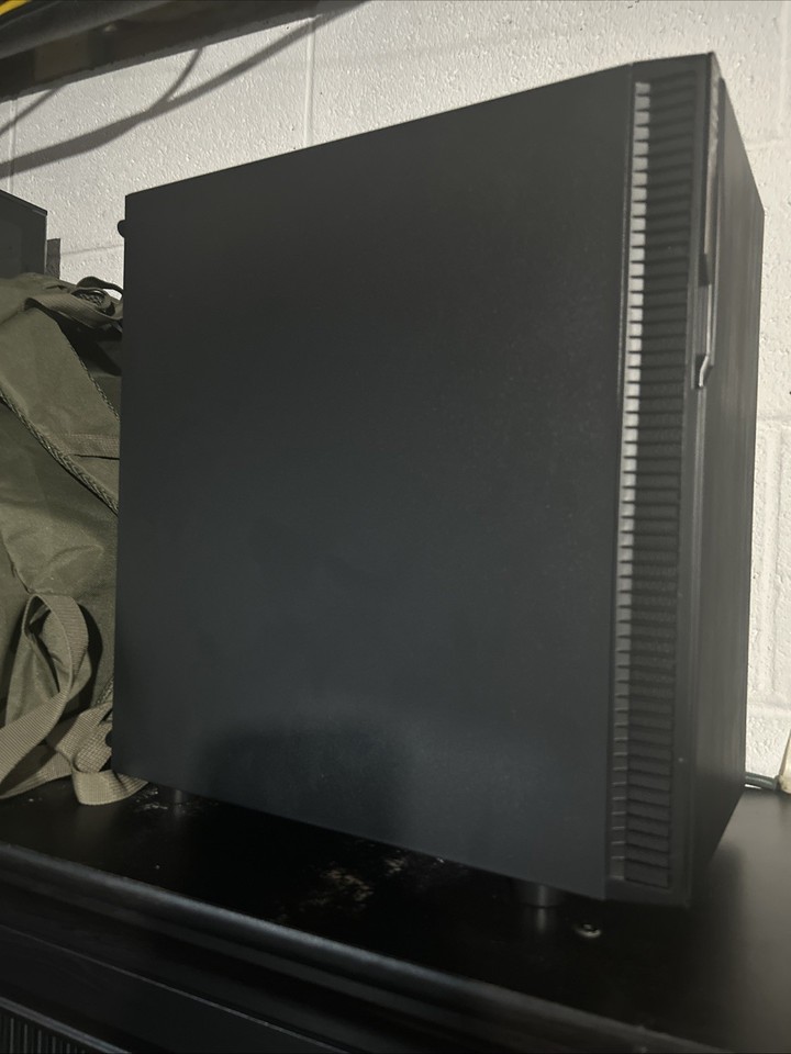 Custom starter gaming PC, RX 570, 8GB RAM DDR3, 500GB HD, sleeper ...