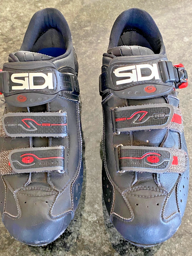 Sidi Dominator MTB Shoes, Size 44. Lightly used. Comes with SPD cleats ...