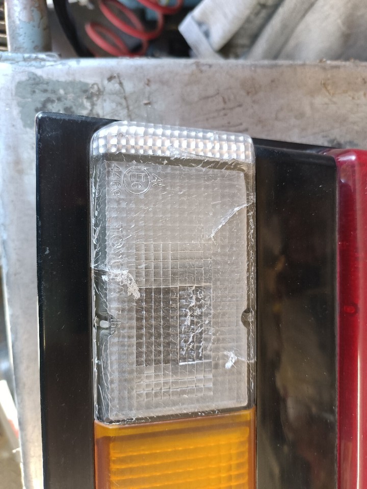 85-86 TOYOTA MR2 PASSENGER SIDE REAR RIGHT TAIL LIGHT | eBay