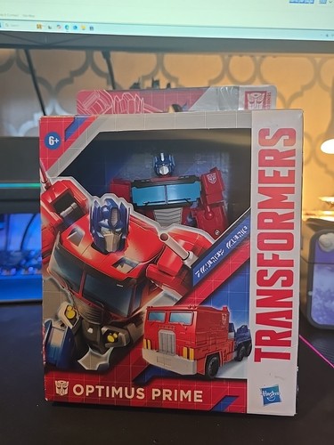 Hasbro Transformers - Authentics: Generation Alpha - Optimus Prime ...