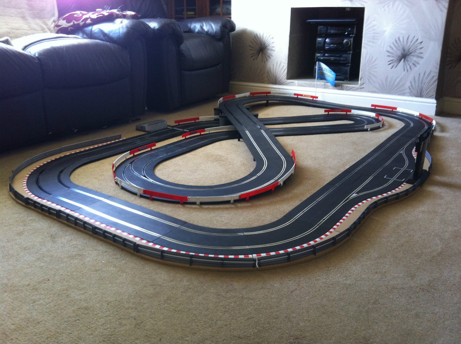 Scalextric Digital Advanced Layout with Pit Lane & Game & 4 Digital ...