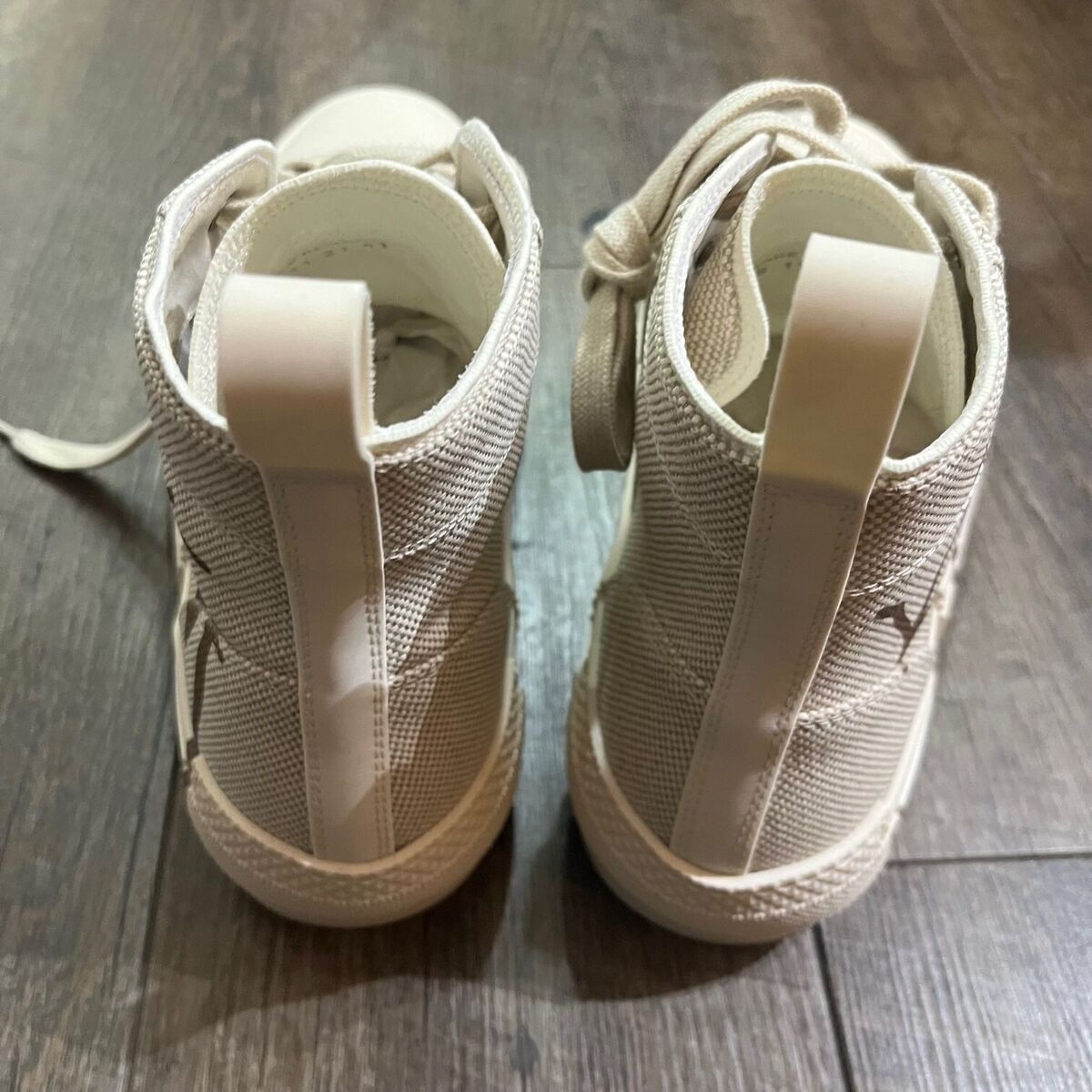 Dior × Travis Scott ,Cactus Jack B23 High Top Logo Sneakers Dior × Travis Scott ,Cactus Jack B23 High Top Logo Sneakers