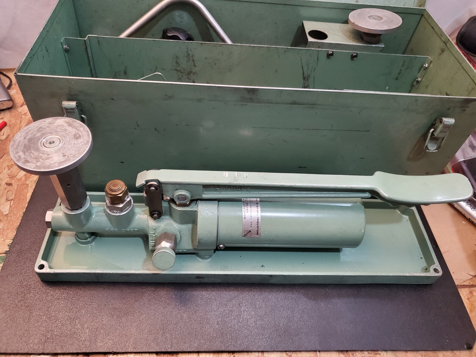 Used Ashcroft 1305-B portable dead weight tester | eBay