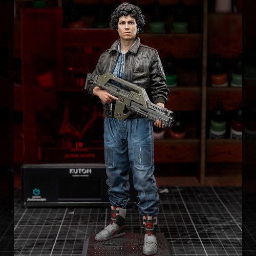 Painted Ellen Ripley Statue 1/6 Alien Movie Figure | eBay