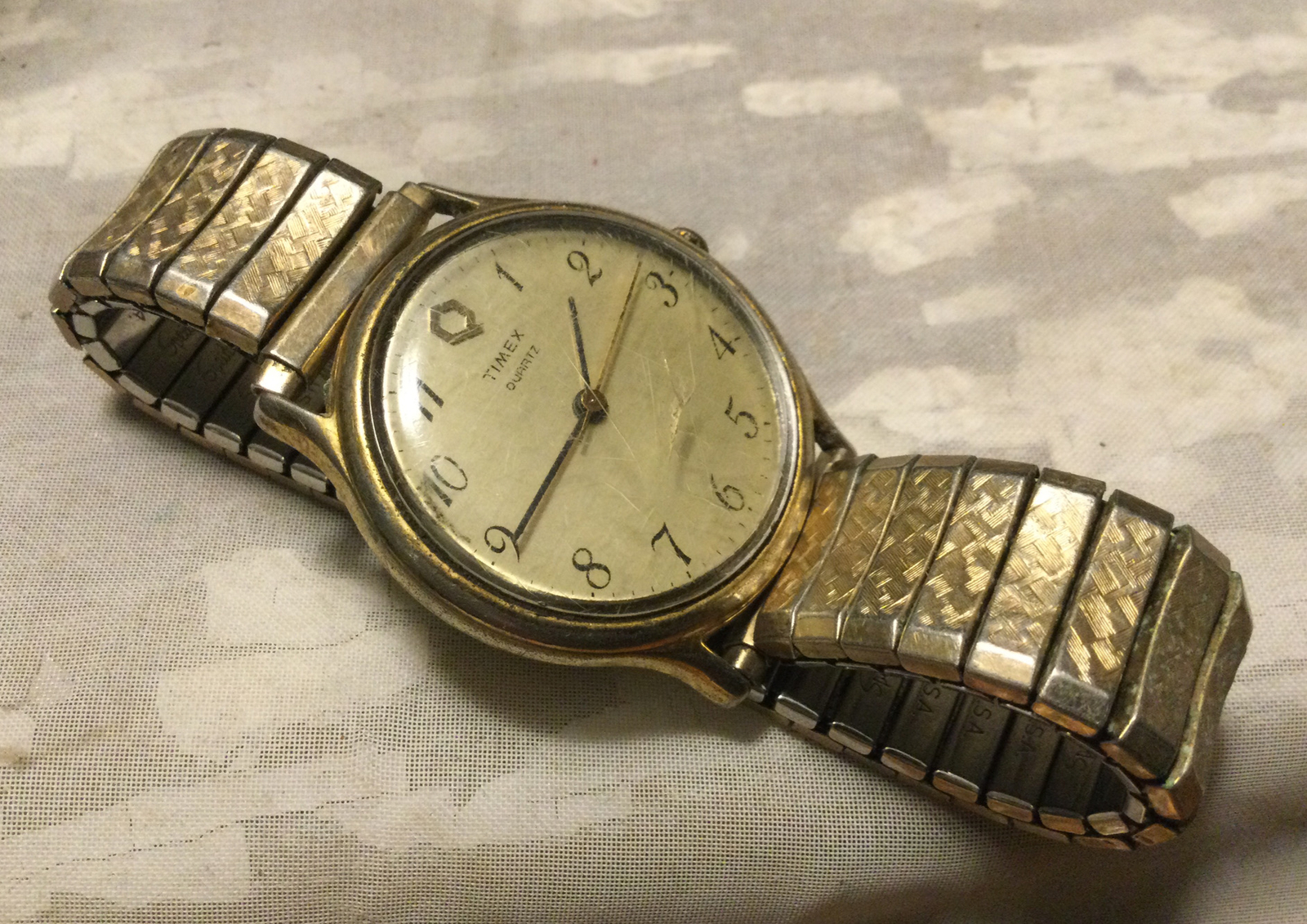 Vintage Timex M Cell Water Resistant Men’s Quartz Wristwatch | eBay