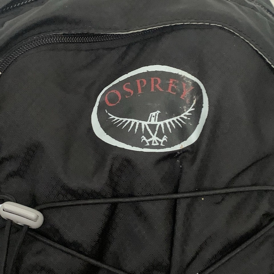 Osprey Axis Backpack Black 18L 24/Seven Series Daypack Laptop Hiking ...