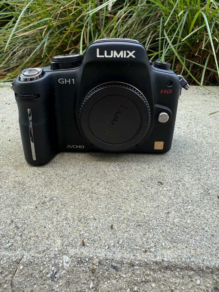 Panasonic Lumix DMC-GH1 Digital Camera Black 12.1MP 10x Bundle Tested ...