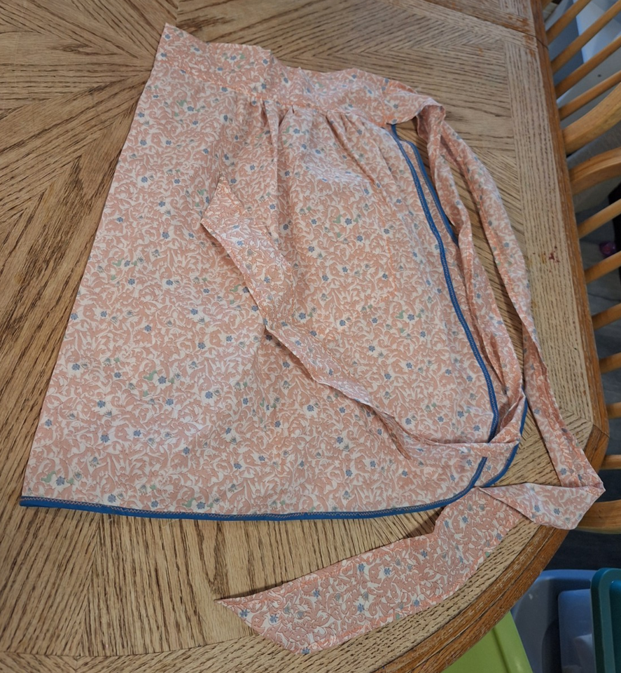 Vintage Red Blue Green Pink Waist Apron with One Pocket Tie Around ...