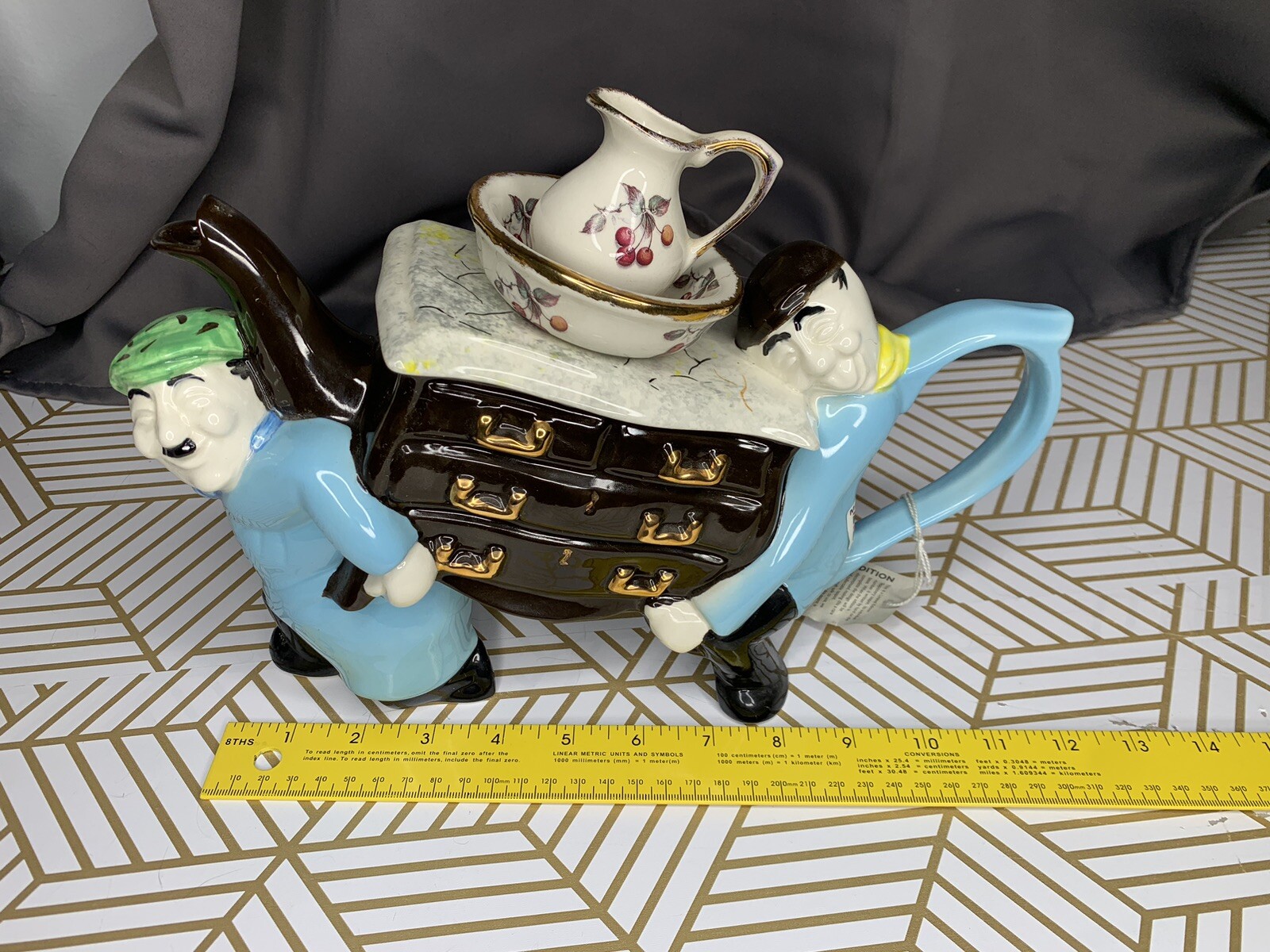 Rare Limited Edition Swineside Teapottery The Removal Men TeaPot ...