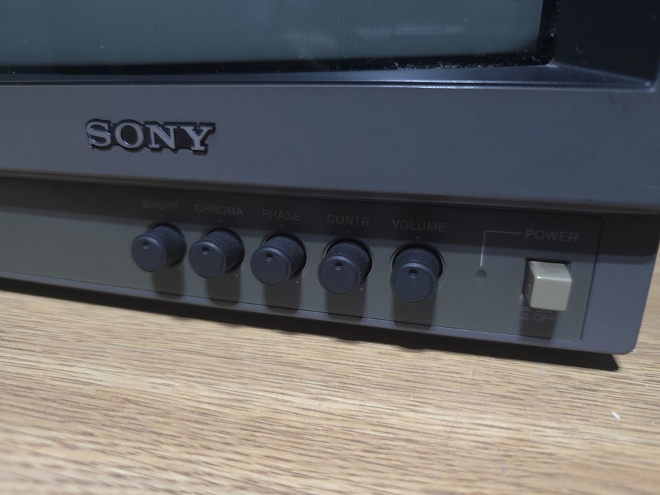 Sony 8" PVM-9040 S-Video Trinitron Color Video CRT Monitor | eBay