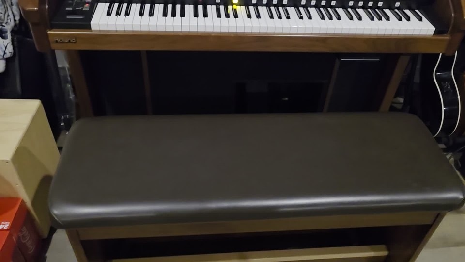 Roland AT-900 Atelier Organ handmade Italy Roland walnut 2016 ...