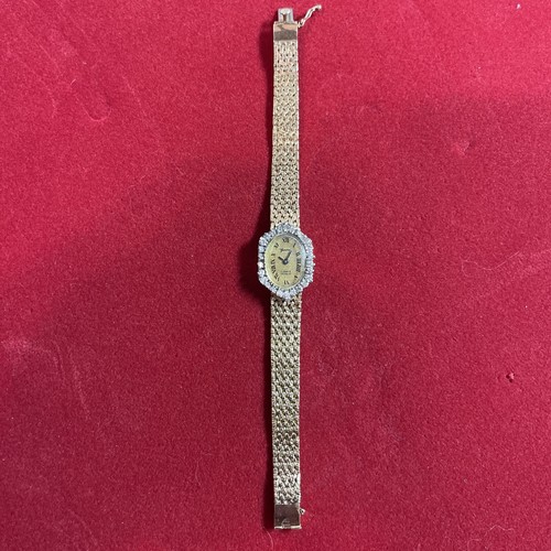 14K Yellow Gold Ladies Geneve Watch with Diamond Bezel | eBay