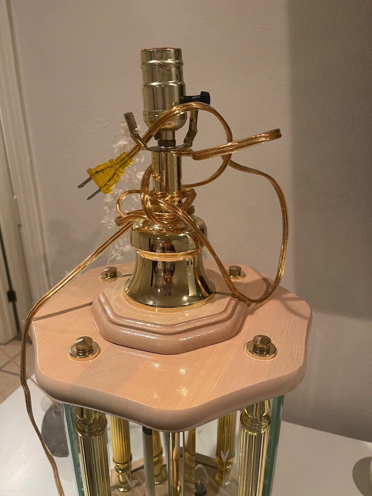 Anthony California Inc. Large Beautiful Oak Table Lamp with etched ...