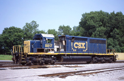 CSX SD40-2 # 8817 ( ex CR # 6401 ) stripped for rebuild @ East St Louis, IL 6/25 | eBay