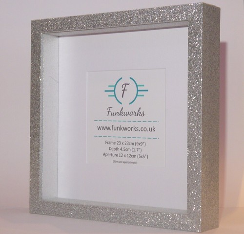 Deep Photo Frame Picture Display Square Box 3D 23x23cm 9x9in Like RIBBA ...