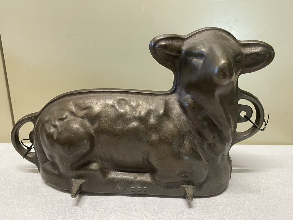 Primitive Cast Iron Lamb/Sheep Cake Mold Baking Pan 2 Pc Set | eBay