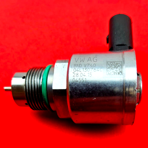 1x Originale Volkswagen 04L130764C Valvola Regolazione Pressione Audi ...