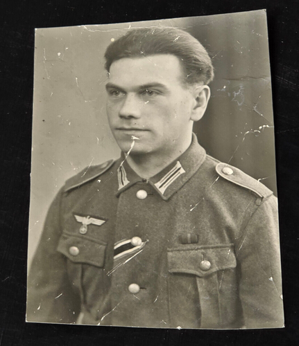 WEHRMACHT SOLDIER w IRON CROSS + RUSSIAN German Military Wartime photo ...