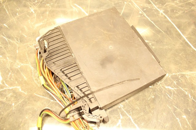 Chrysler Crossfire 2005 Srt6 Body Control Comfort Module BCM BCU ...