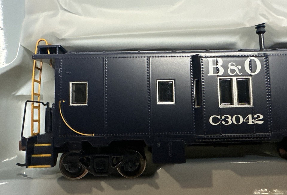 Athearn HO Scale RTR B&O Baltimore & Ohio Bay Window Caboose #3042 | eBay
