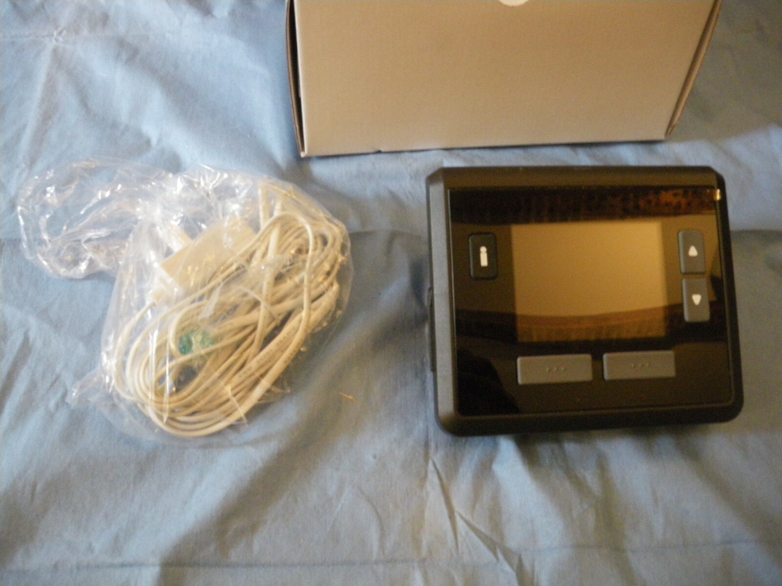 2 TUNSTALL RTX3370 TELEHEALTH MONITOR | eBay UK