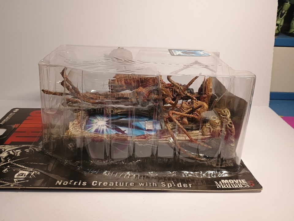 The Thing: Norris Creature with Spider Vintage Movie Maniacs McFarlane ...