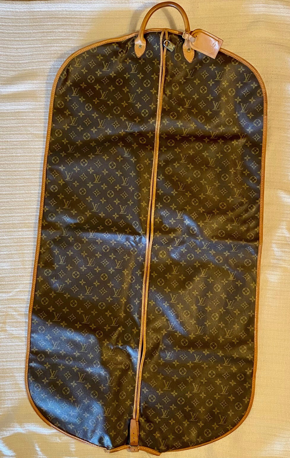 Louis Vuitton Monogram Porte Housse Habits Garment Travel Suit Bag ...