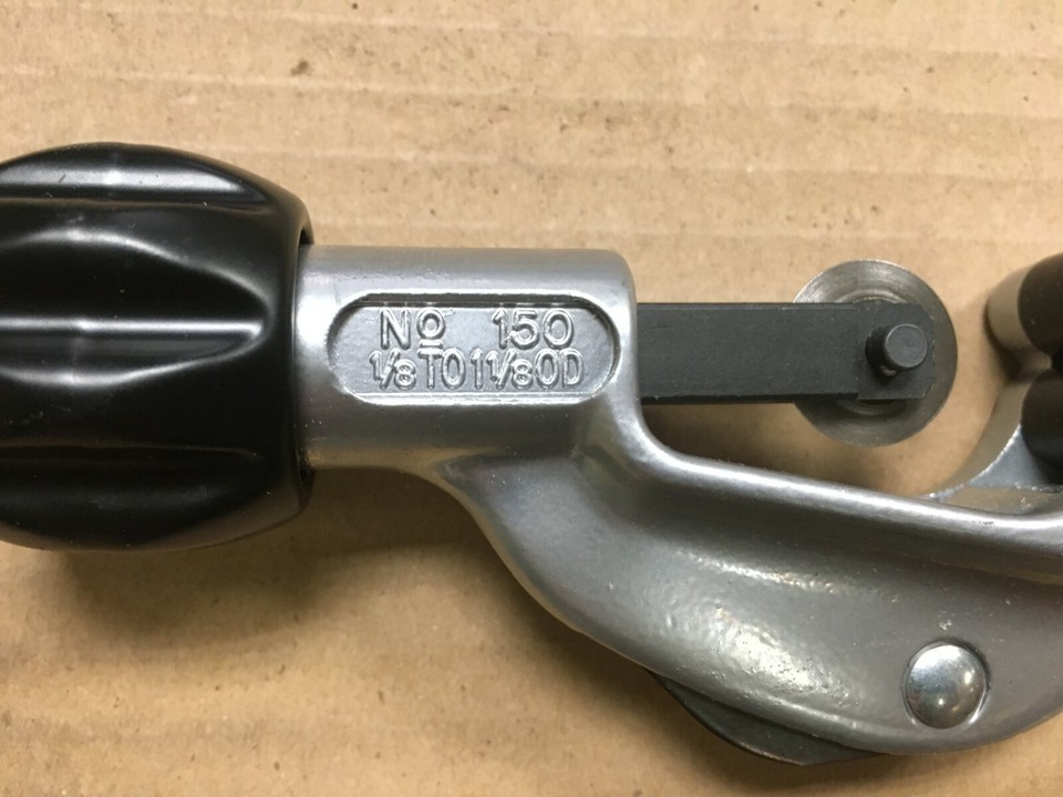 RIDGID 31622 Model 150 Constant Swing Tubing Cutter, 1/8-inch to 1-1/8 ...