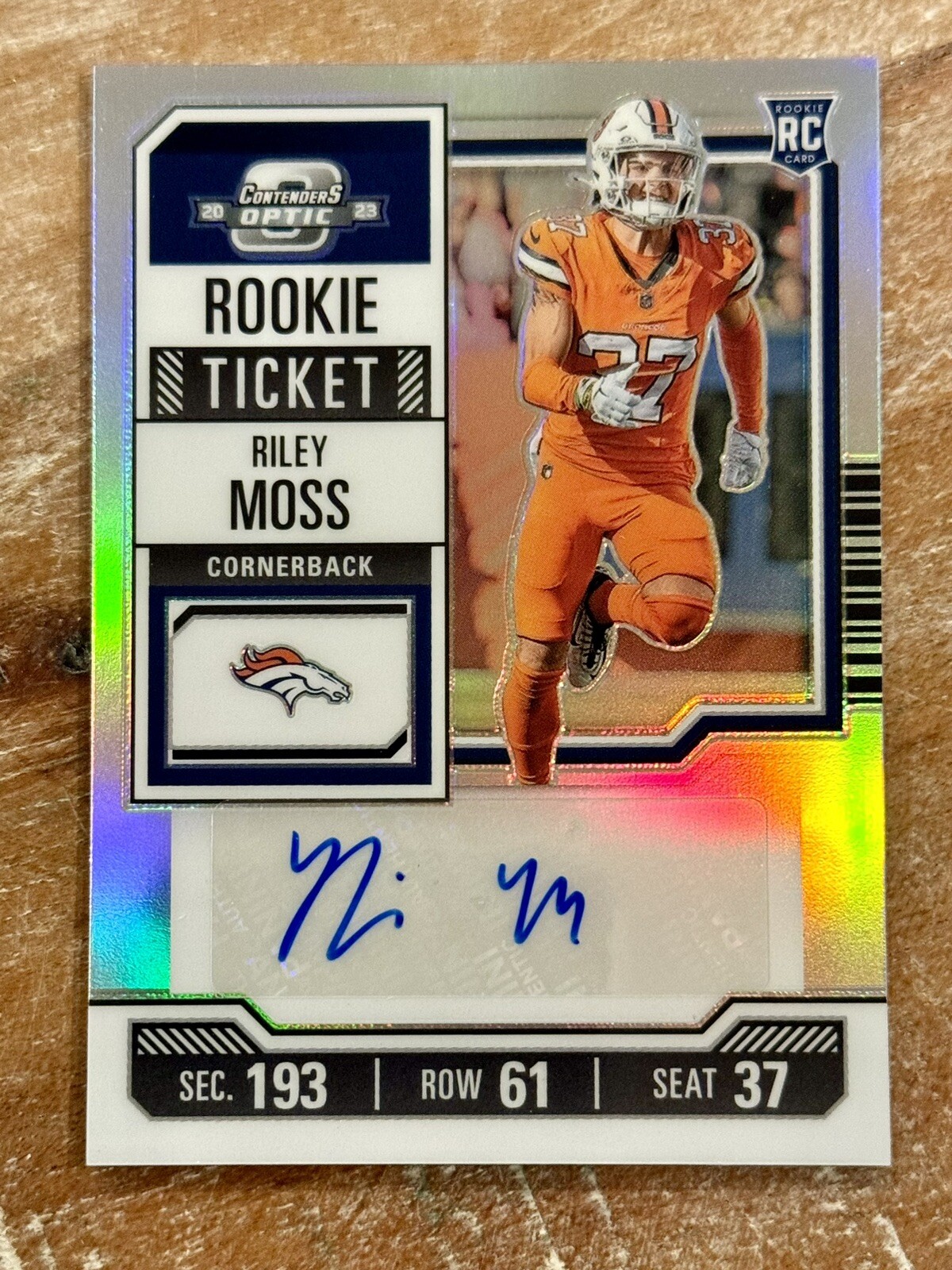 2023 Panini Contenders Optic Riley Moss Silver Prizm Auto Rookie Ticket ...