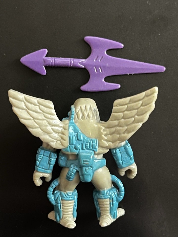 Battle Beasts #70 Harrier Hawk Complete Water Rub & Weapon Takara ...