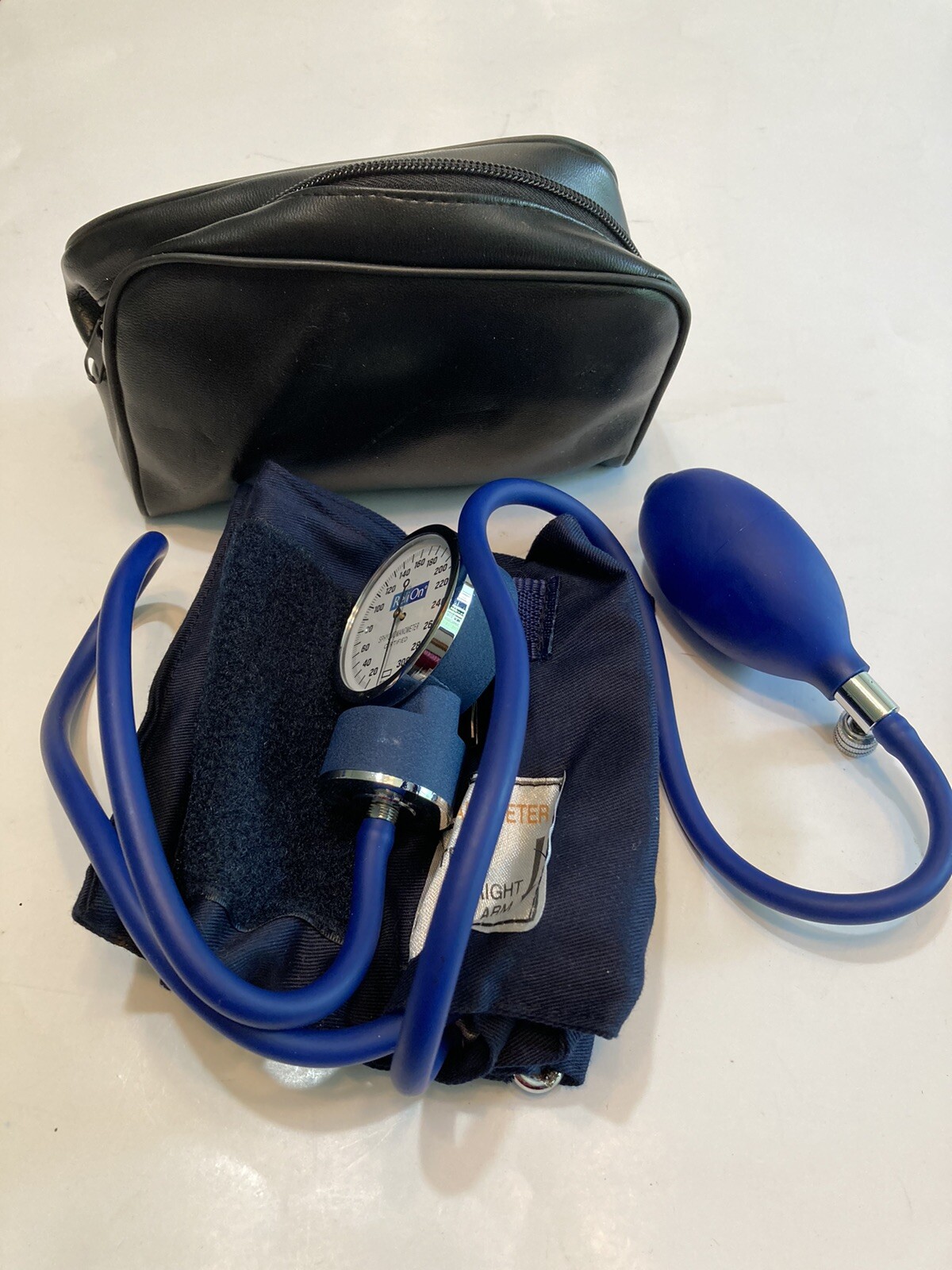 relion blood pressure cuff sphygmomanometer used good condition with ...