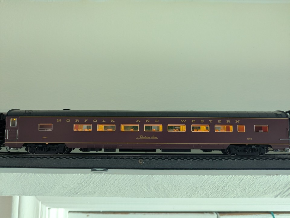 Fox Valley Models 537 & 504 HO Scale P3 56 seat Pullman Coach Norfolk ...