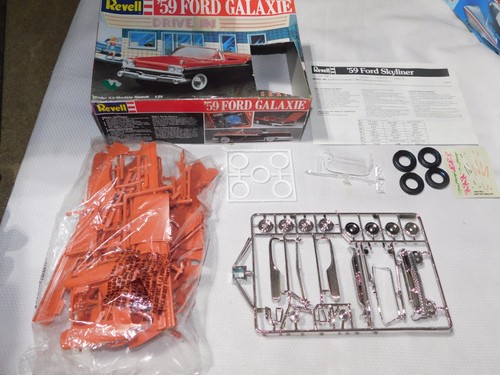Revell '59 Ford Galaxie Skip's Fiesta Drive-in Series 1:25 Scale MODEL ...