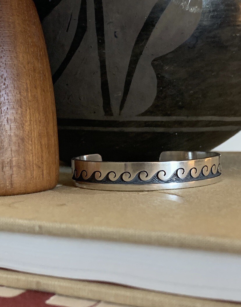 HOPI Sterling Silver Tribal Wave Overlay Pattern Cuff… - Gem