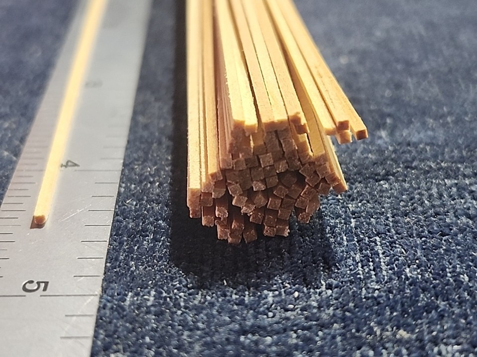 Campbell Sugar Pine, Lumber, HO Scale, 4.5x0.04x0.04 in, 0.2 oz weight ...