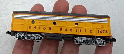 Bachmann Plus N Scale 1476 Union Pacific UP F7B Powered B Unit Diesel ...