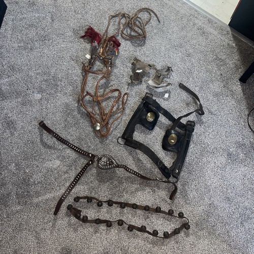 Old Western Horses bit, Ranch Decorative Leather Sleigh Bells Heart Farming Art | eBay