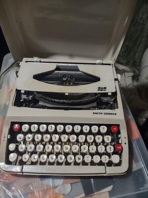 Vintage Smith-Corona Corsair SCM Typewriter & Hard Case Beige | eBay