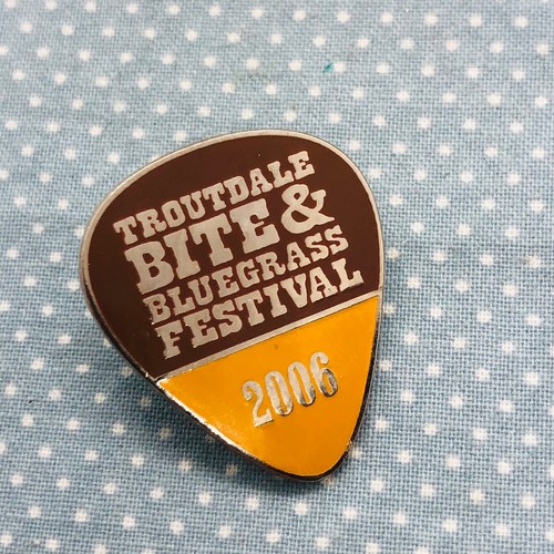 2006 Troutdale Bite & Bluegrass Festival Oregon Souvenir Enamel Lapel ...