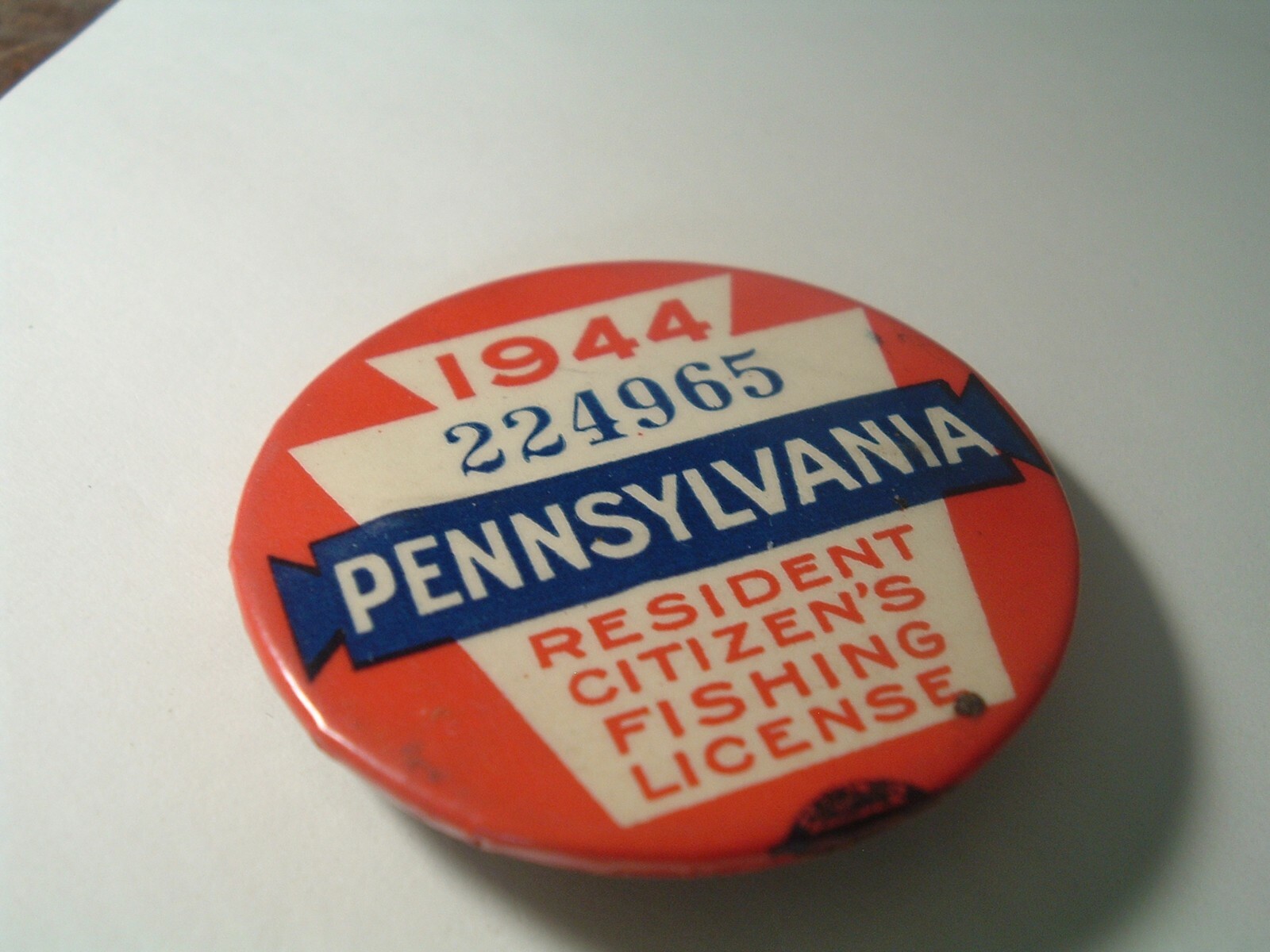 Vintage Hunting License Pin / Badge Resident Pennsylvania 1944 World ...