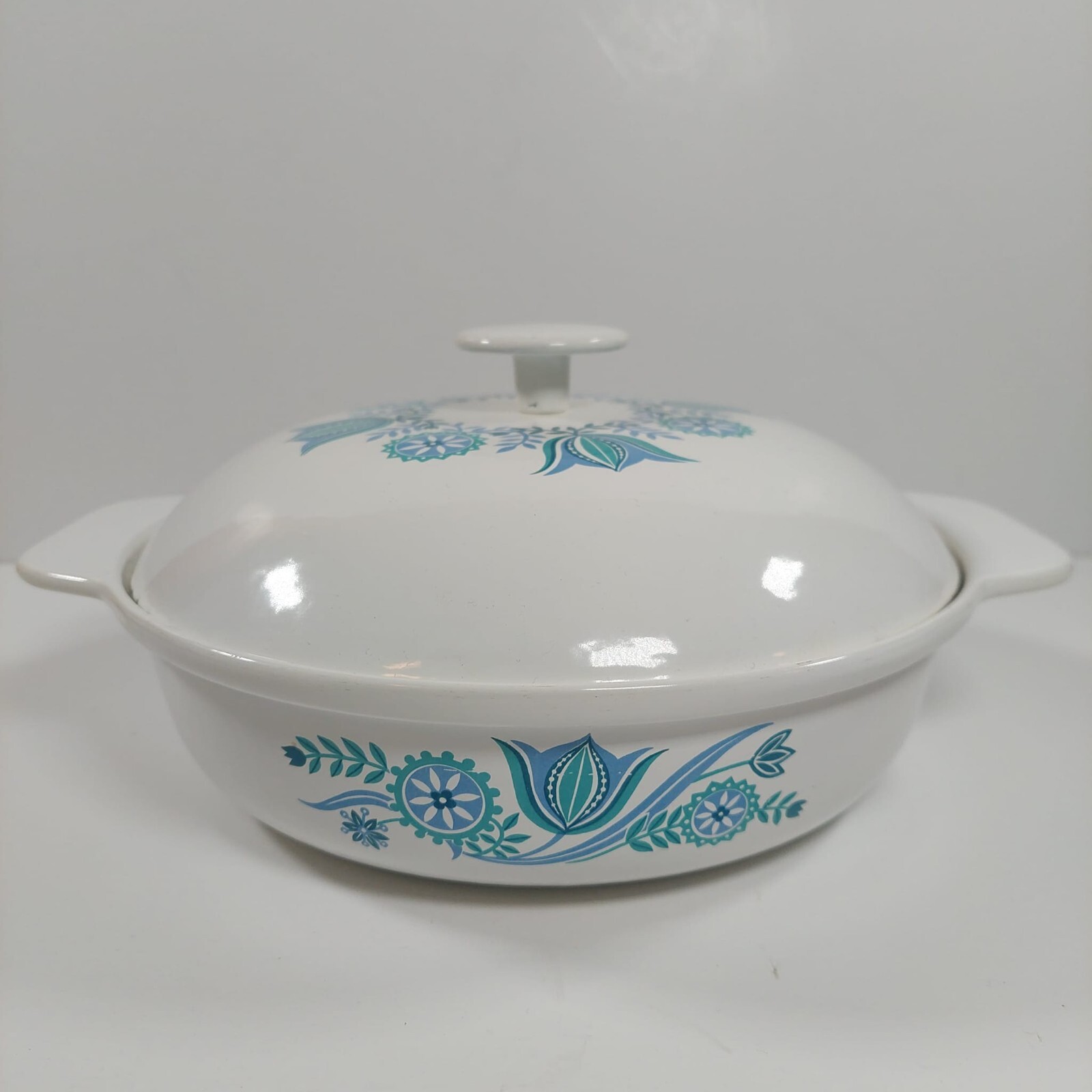 Vintage Prizer Ware Cast Iron Casserole Dish w Blue Tulips Design | eBay