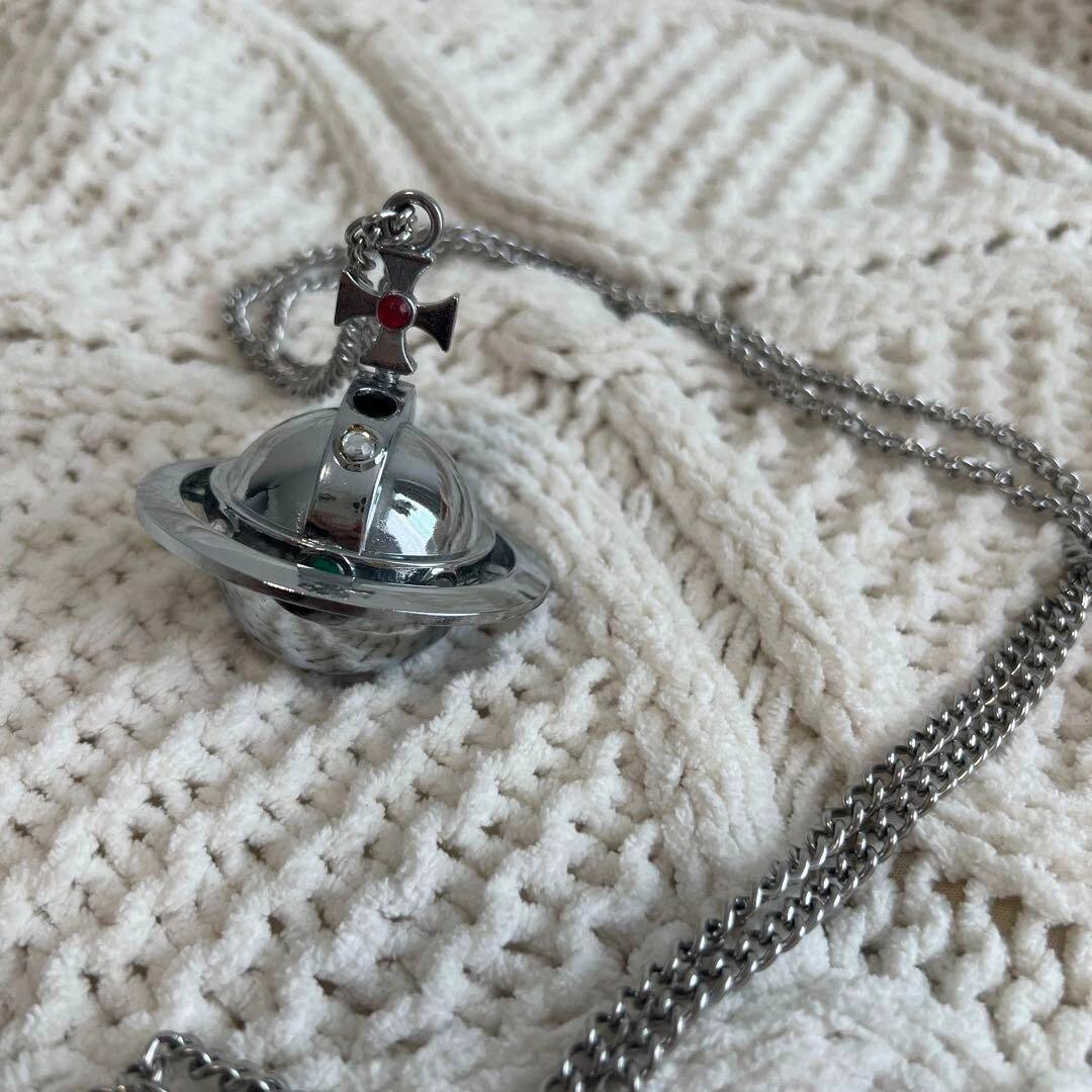 Konsonant Spak Advokat Vivienne Westwood Lighter Necklace Ord