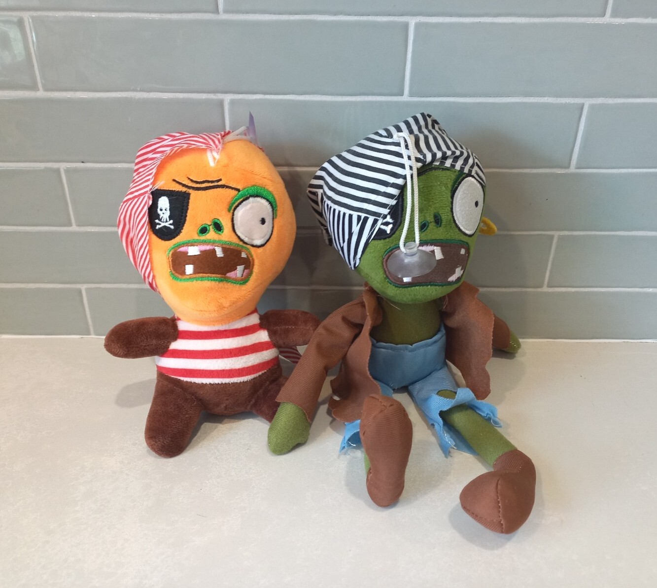 Plants Vs Zombies Bulk Lot 2 X Plush Zombie Pirate Dolls Toys Window ...